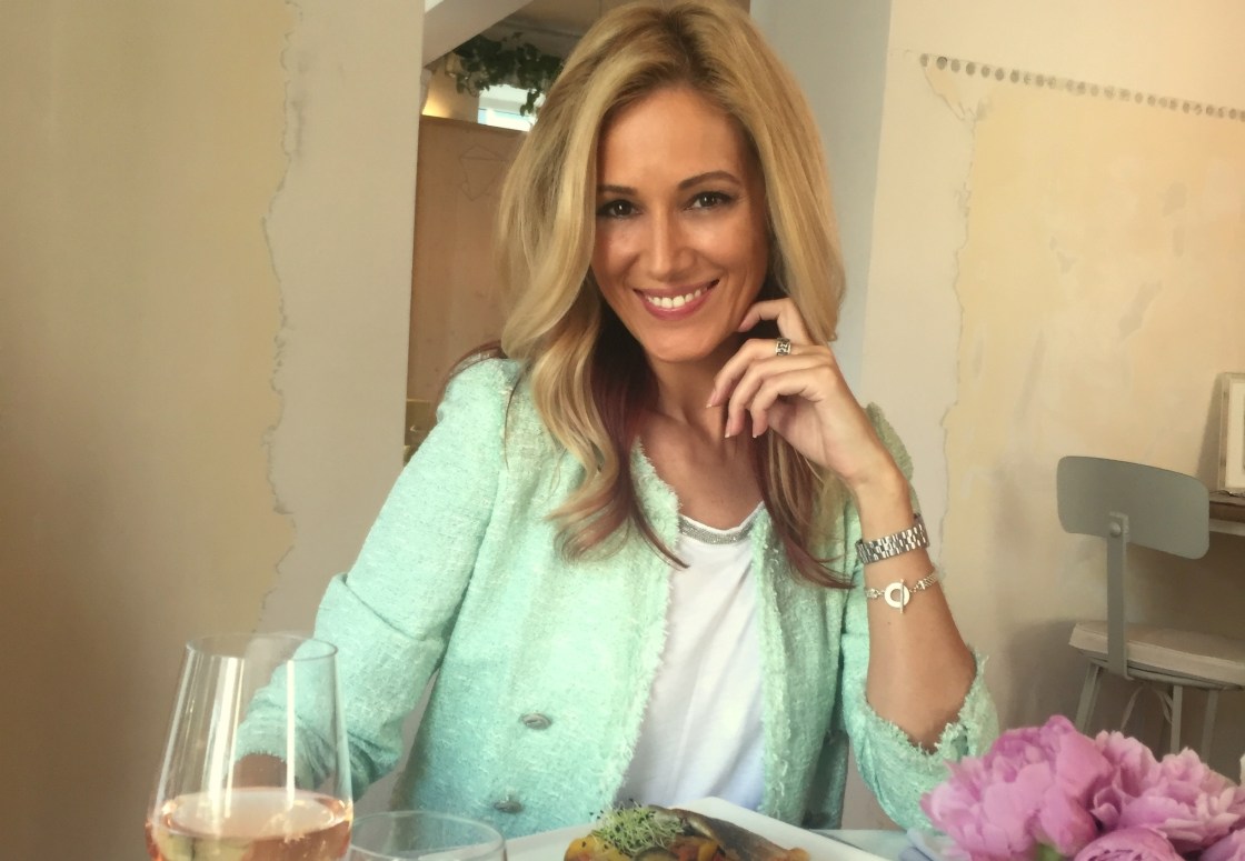 THE SUN SMILES AT NORMA